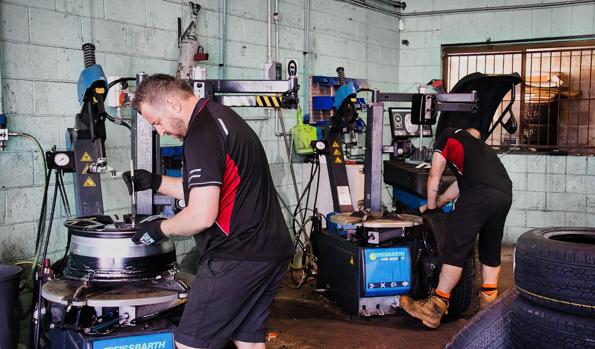 Tyre supply, service, replacement and repairs in Warana
